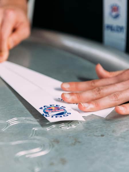 Die Kunst des Papierfliegens & Papierflieger bauen