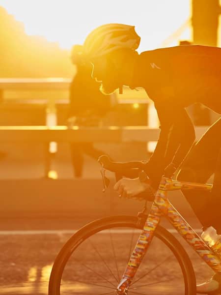 Alec Briggs: Escape the city RAW 100 ++bike video++