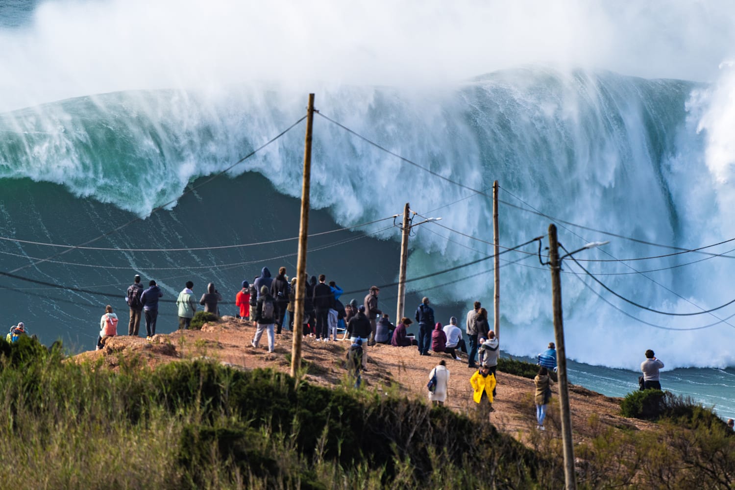 Sessions: Empieza la temporada de surf en Nazaré