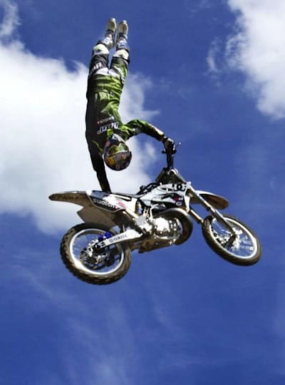 Lavorare come stuntman: i 7 consigli per sopravvivere