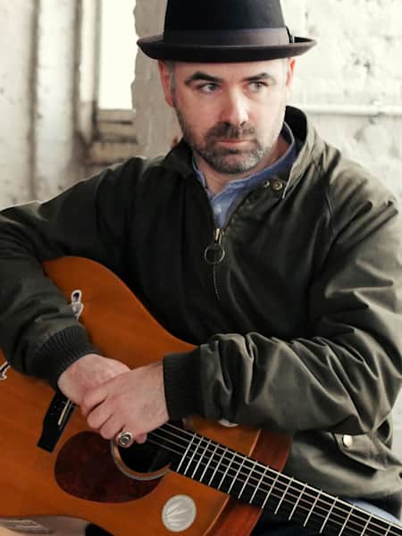 Steve Mason: Meet The Humans live session | Red Bull