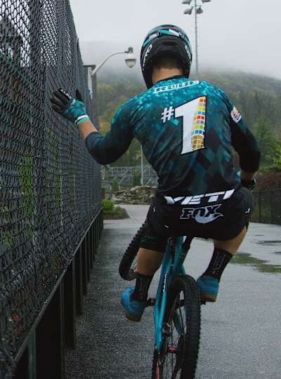 Richie Rude: vídeo de MTB Enduro