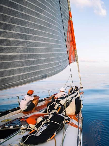Mira un vídeo de calmas ecuatoriales en el océano