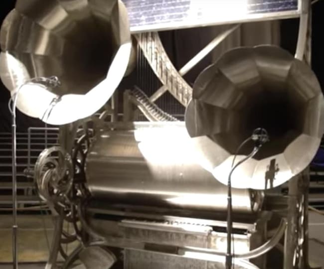 Self-made instruments: Musicians builded their ideas