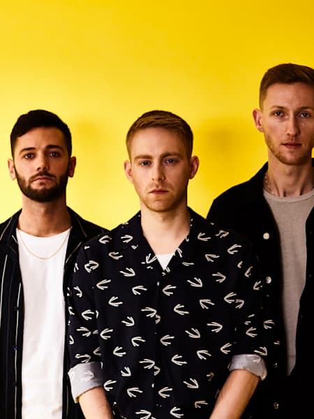 Interview with Red Bull Records' indie-pop band Flawes