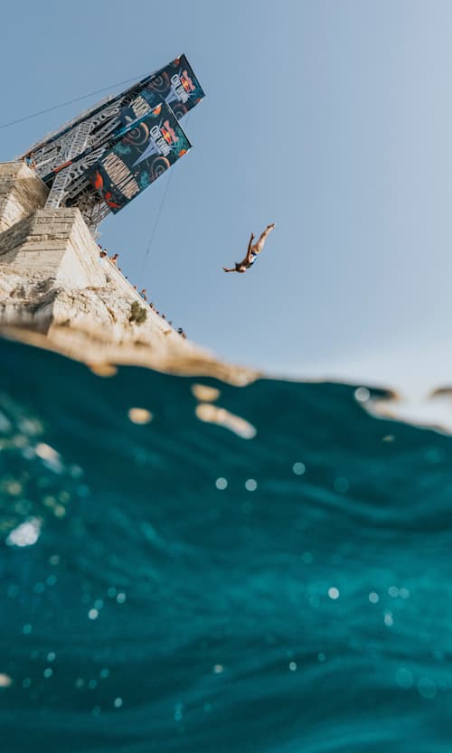 Elisa Cosetti: Cliff Diving – Athlete Page