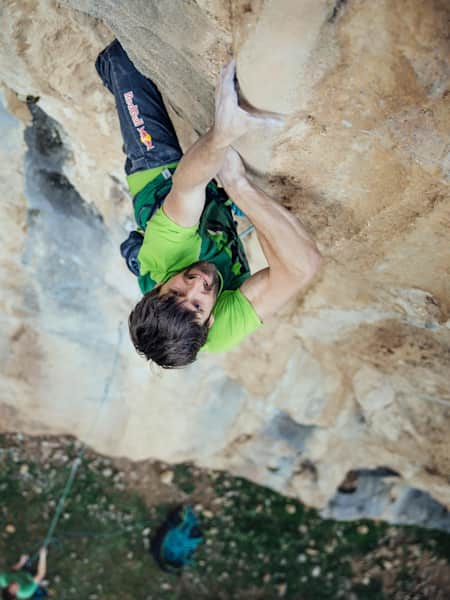 Vorstieg-Klettern: Tipps zum Sichern, Stürzen & Co!