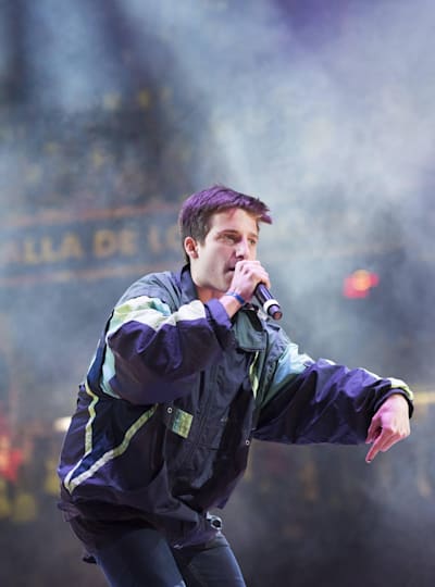 Wos presentó su tema nuevo PÚRPURA