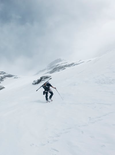 Mt Everest: Andrzej Bargiel przerywa wyprawę