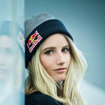 Anna Gasser: Snowboarding – Red Bull Athlete Page