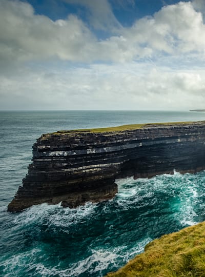 Red Bull Cliff Diving World Series Returns To Ireland