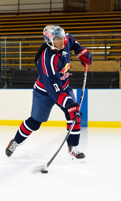 Laila Edwards: Ice Hockey | Red Bull Athlete Profile