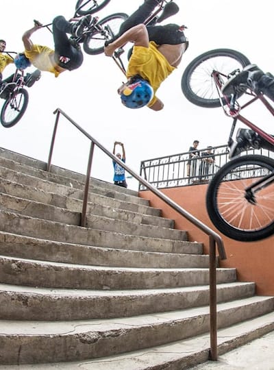 Salti in bici: 6 trick provati per la prima volta