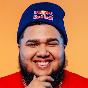 'MenaRD': Street Fighter – Red Bull Athlete Page