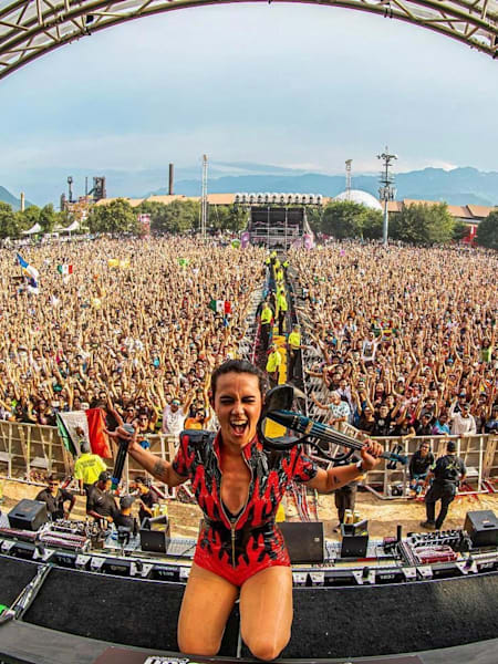 Mariana BO: la DJ mexicana en la cima del éxito