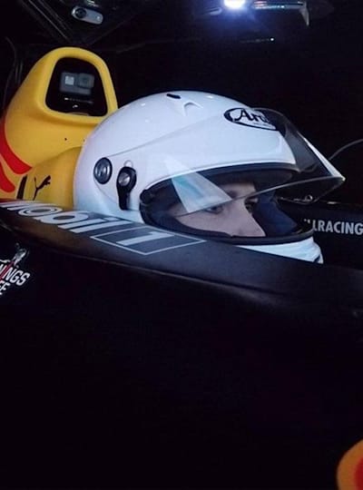 Sim Racing Girl: una gamer al simulatore Red Bull