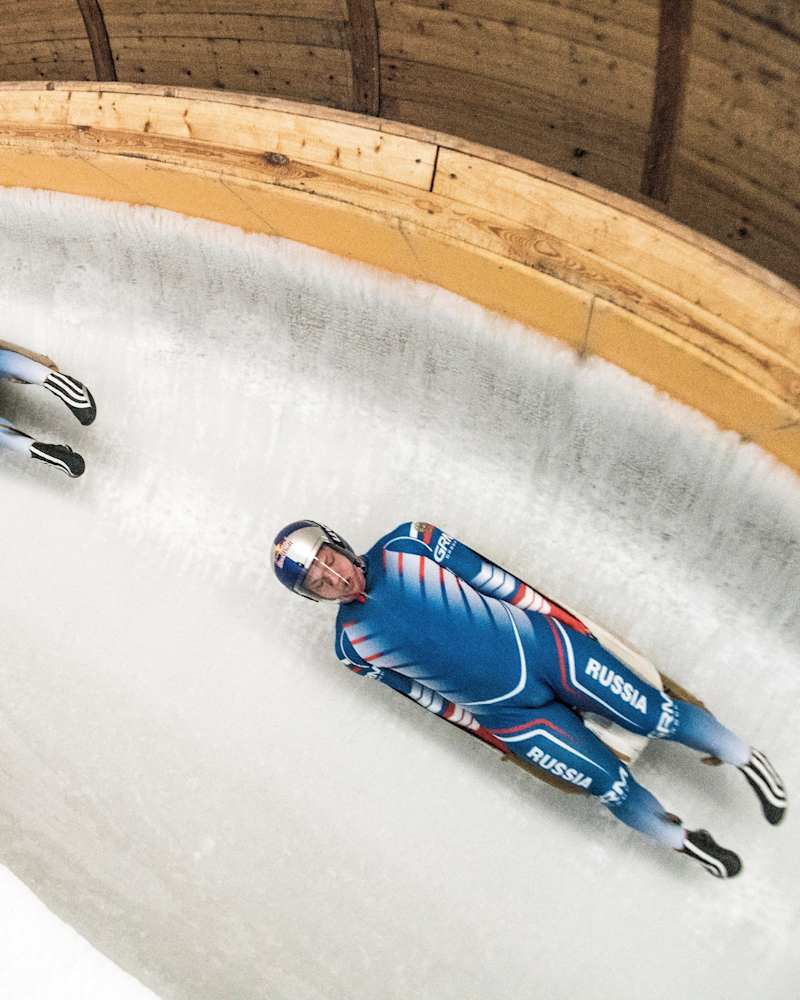 difference between bobsled and luge