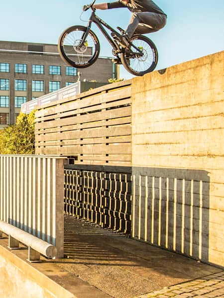 Danny MacAskill Trial Biking als Kind