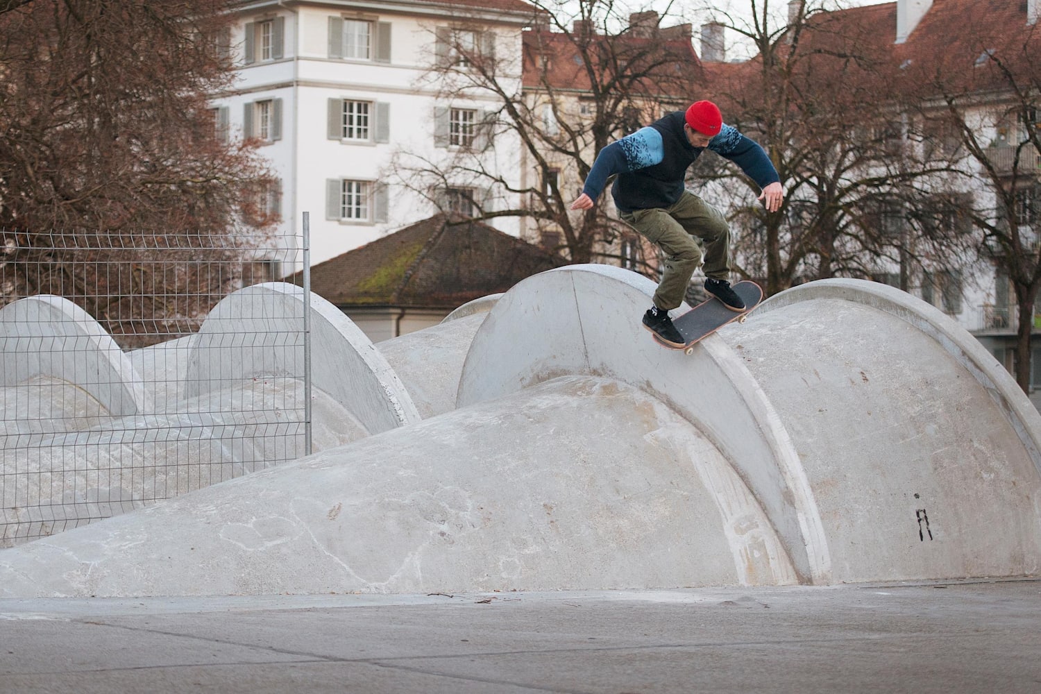 Estilo e imaginação em 3 tricks de Mikey Brunner