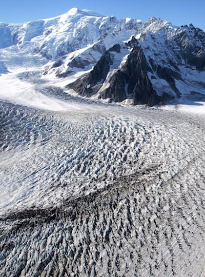 Incredible video of Alaskan mountains