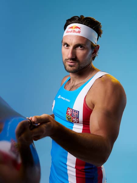 Martin Fuksa queria o hóquei, mas o DNA era de canoagem