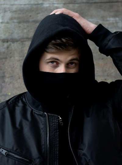 Alan Walker Fakten: 5 unglaublichen Zahlen über den DJ!