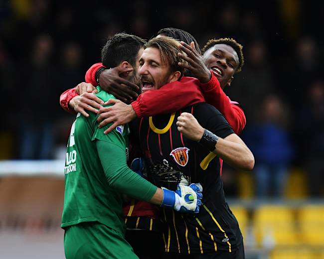 Goal-scoring goalkeepers: 10 of the best – videos