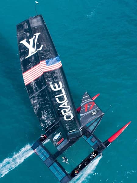ORACLE TEAM USA: Capsize in Bermuda +Video+ | Red Bull