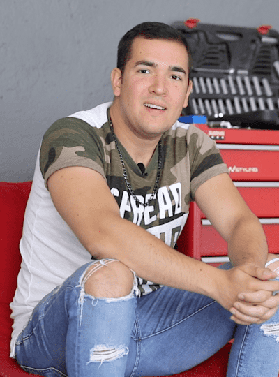 Juca youTuber transformará el Mini de Red Bull