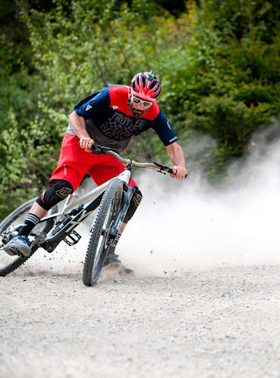 MTB: Rob Warner y Tom Oehler te enseñan a derrapar