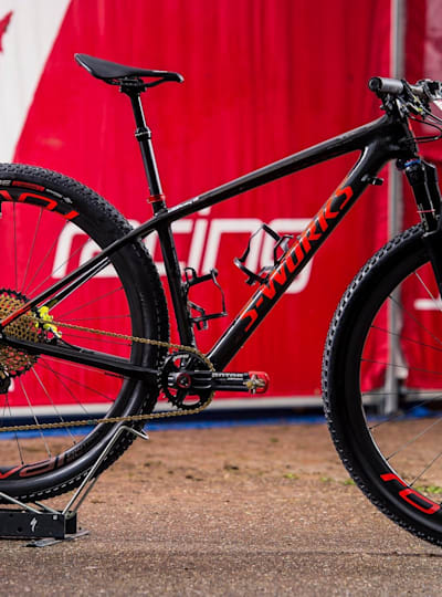ケイト・コートニーのSpecialized S-Works Epicを徹底チェック！| MTB | XCO