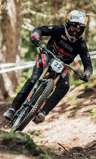 Aaron Gwin: MTB Downhill – Red Bull Athlete Profile