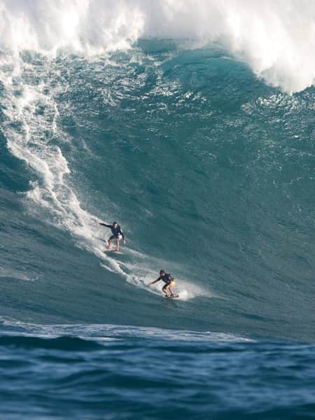 10 ways to ride JAWS: World's most experimental wave