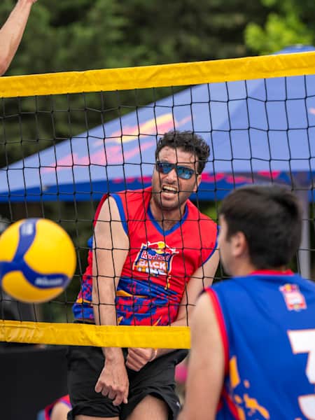 Red Bull Back Line Elemelerinde Neler Oluyor?