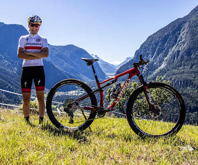 Laura Stigger » Bike Check & Interview