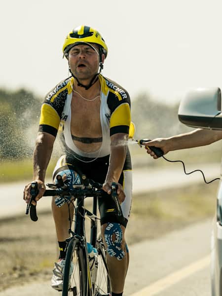 Cycling in hot weather: Pro tips to handle the heat