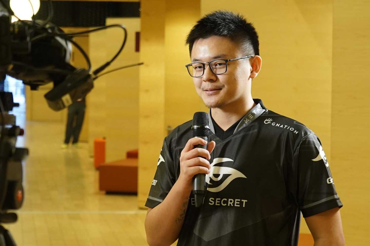 Dota 2 pros pick one hero ++video++ | Red Bull Esports