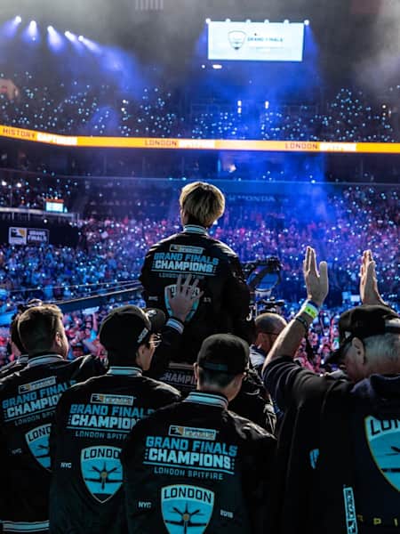 London Spitfire interview OWL | Red Bull Esports