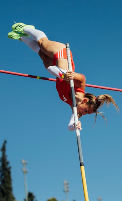 Molly Caudery: Pole Vault – Red Bull Athlete Profile