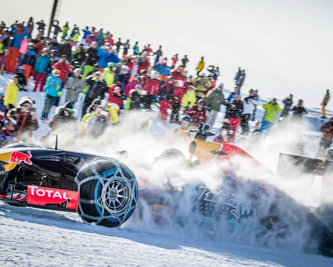 The making of the Red Bull F1 snow run ++video++