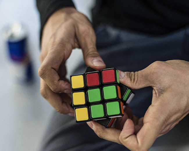Rubik's Cube technique for beginners with Robert Yau
