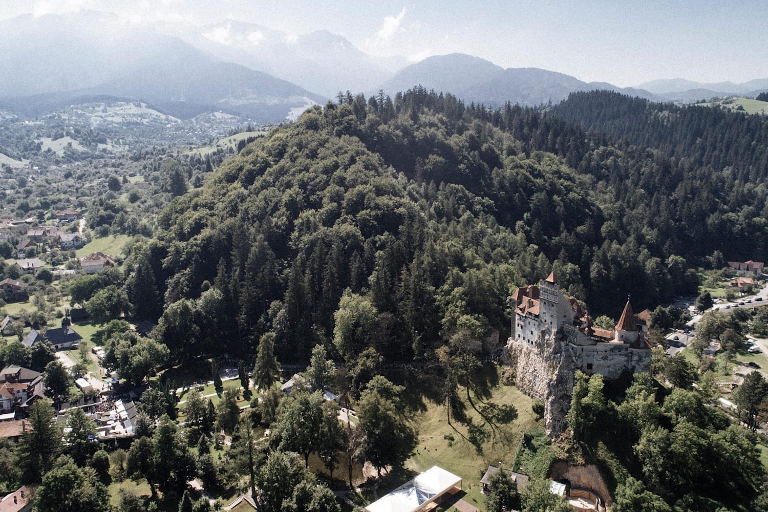 Din culise: Cu skate-ul pe meleagurile lui Dracula