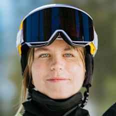 Halfpipe Skiing and Snowboarding: The ultimate guide