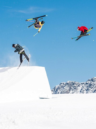 Comment le ski freestyle a évolué depuis 1976 ! Vidéo