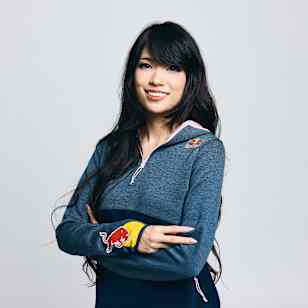 Emily 'Emiru' Schunk: Gaming – Red Bull Athlete Profile