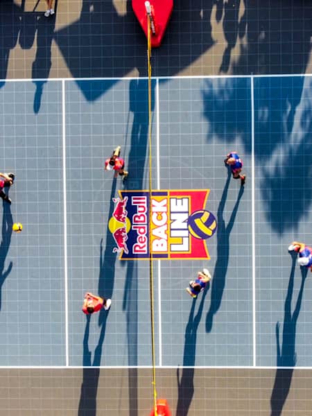 Red Bull Back Line’da Bizi Neler Bekliyor?