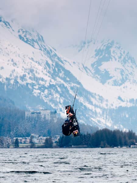 Maxime Chabloz – Kitesurf, Ski, Speedflying Video