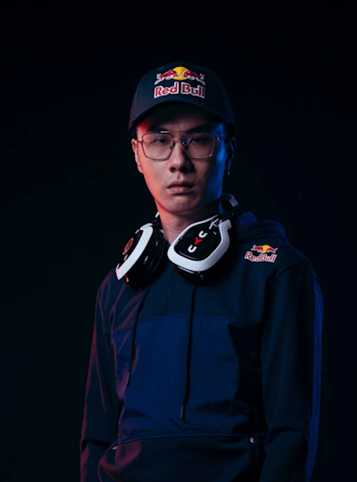 Li-Wei ‘Oil King’ Lin: Street Fighter V Taiwan FGC