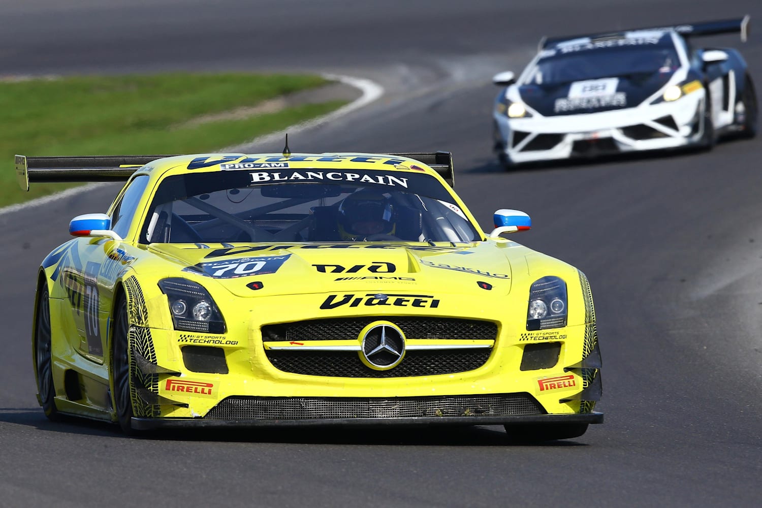 Funny blooper from commentator Jack Nicholls | Red Bull