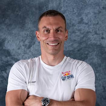 Michal Navrátil: Cliff Diving – Red Bull Athlete Page